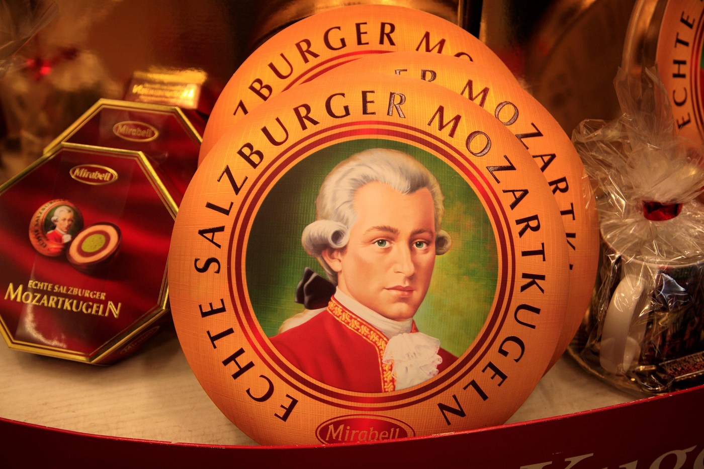 mocart kugla zatvara se fabrika mocartovih kugli - Balkan Facts